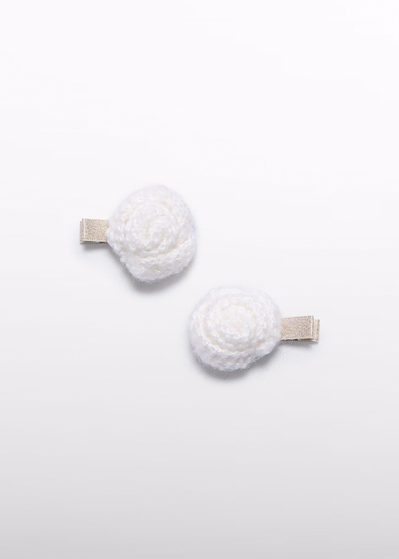 Baby flower knit hair clips Cream | Abel & Lula